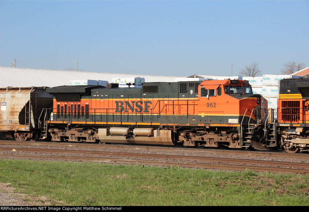 BNSF 962